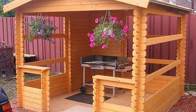 Outdoor Kitchen Shed – Pallet Wood Projects