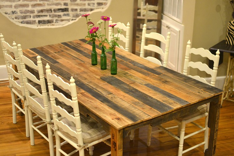 13 Perfect Wooden Pallet Dining Table Ideas – Pallet Wood Projects