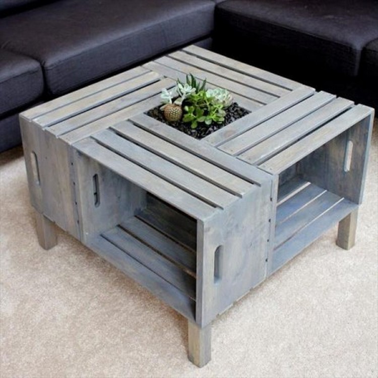 11 Amazing Recycled Pallet Tables with Planters – Pallet Wood Projects