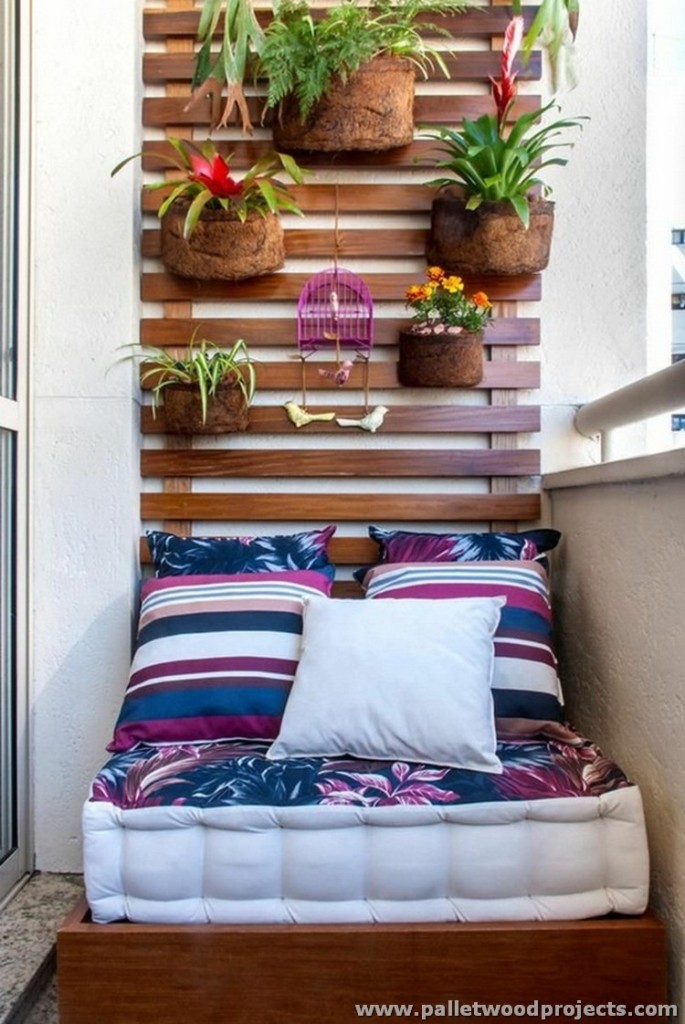 Ideas for Garden and Balcony Decor with Pallets – Pallet Wood Projects