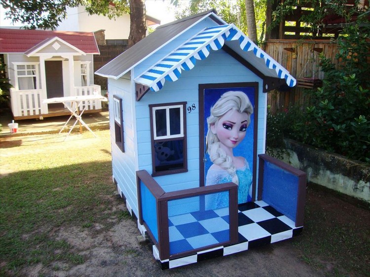 Kids Playhouses Made with Wooden Pallets – Pallet Wood Projects