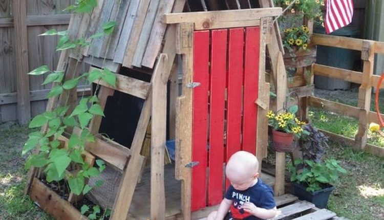 Teepee Pallet Playhouse for Kids – Pallet Wood Projects