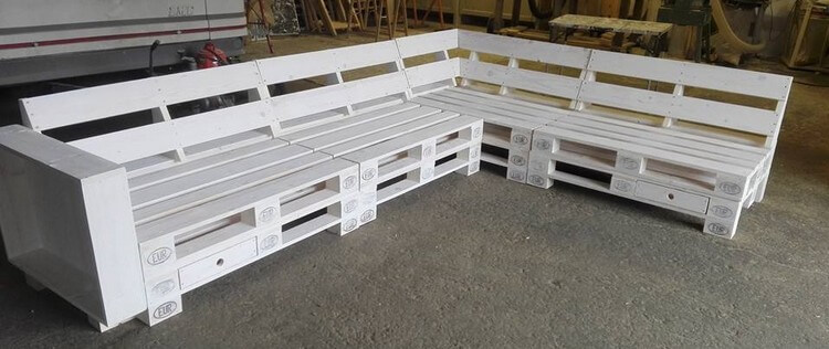 L Shape Wood Pallet Sofa with Drawers – Pallet Wood Projects