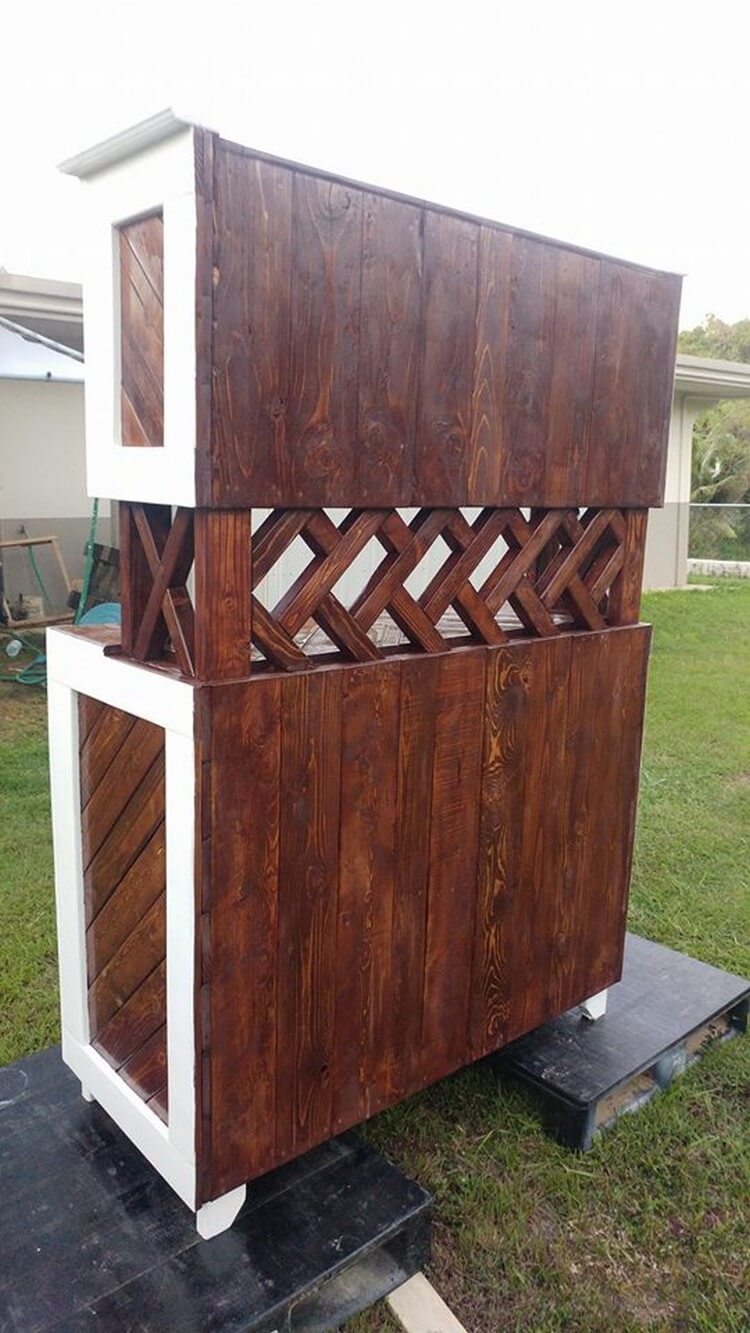 Recycled Wood Pallets Made Hutch – Pallet Wood Projects