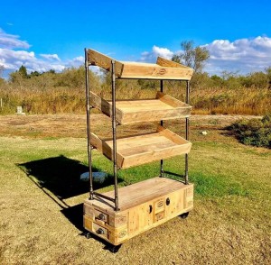Wood Pallets Display Rack of Fruits and Vegetables – Pallet Wood Projects