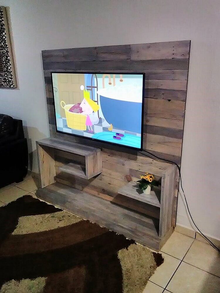 Awesome Wood Pallets TV Stand Idea – Pallet Wood Projects