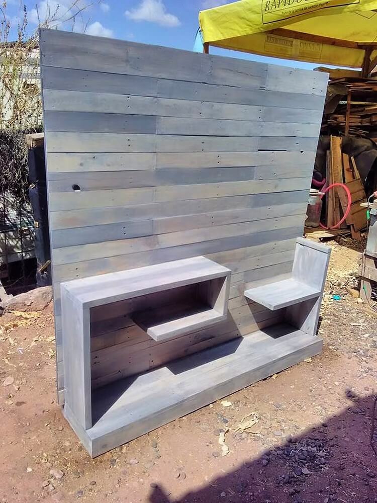 Awesome Wood Pallets TV Stand Idea – Pallet Wood Projects