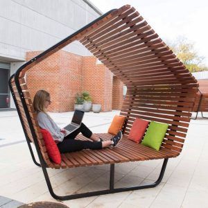 Gazebo Roof Benches with Center Table Ideas – Pallet Wood Projects